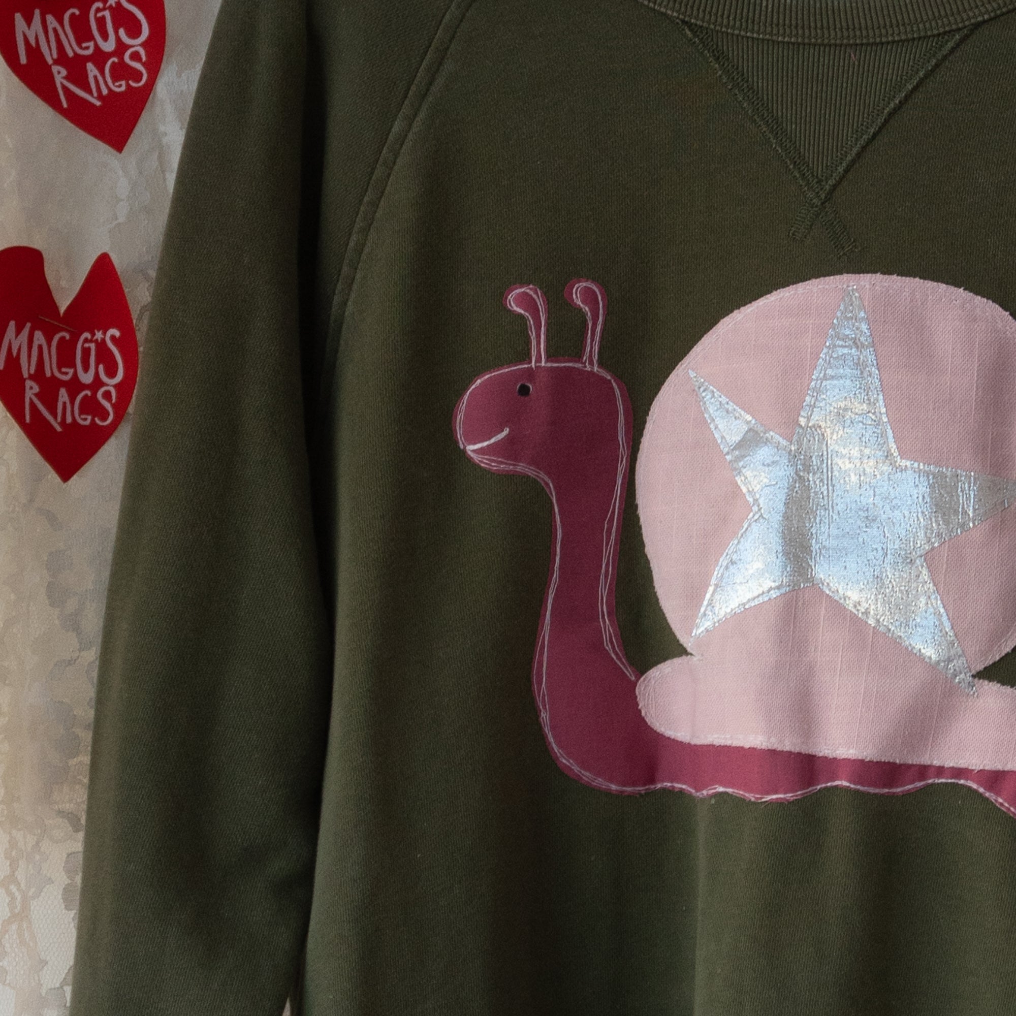 Mega snail crew(XL) – Magg's Rags